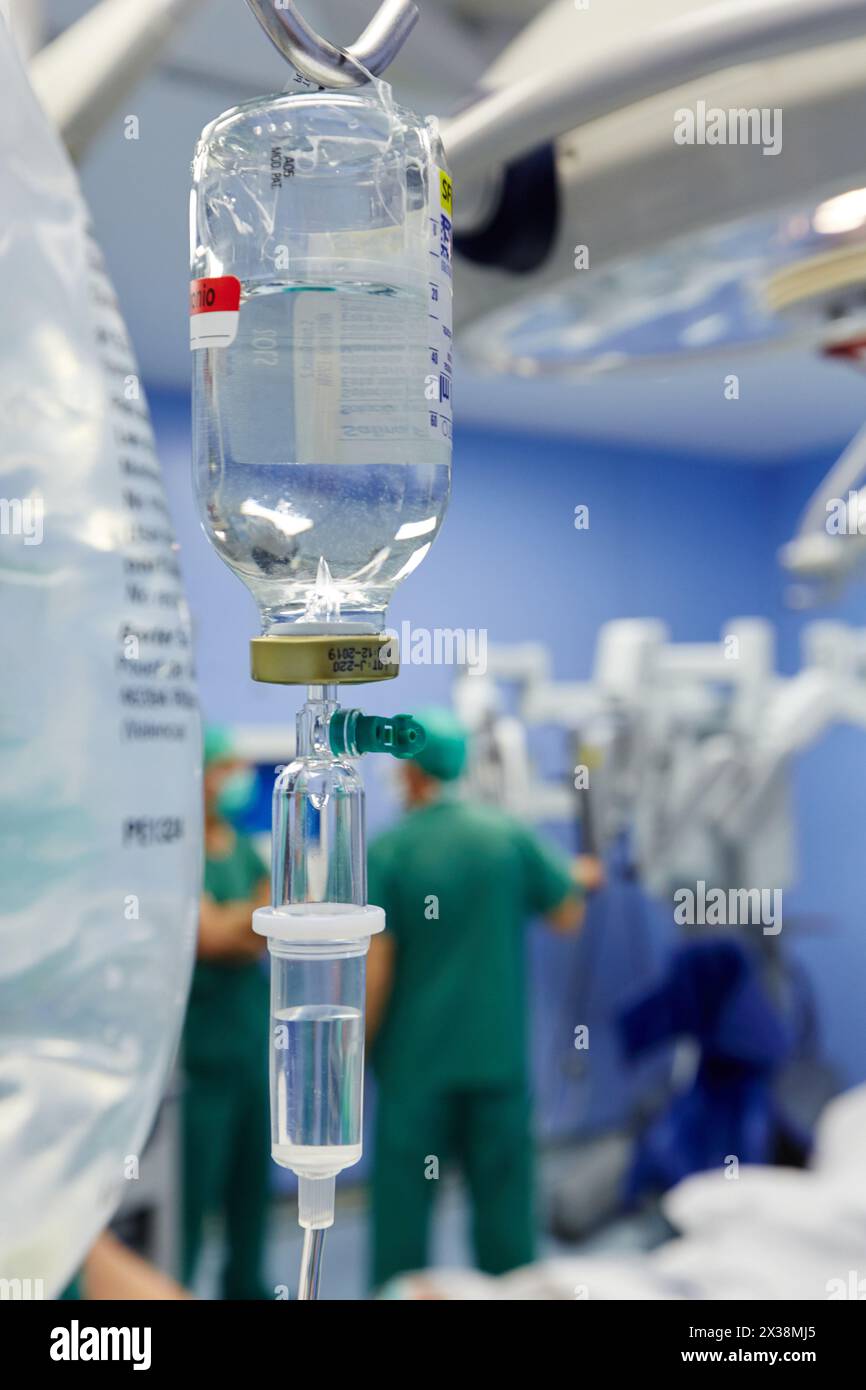 Operating room, Prostate cancer robotic surgery, Da Vinci surgical ...