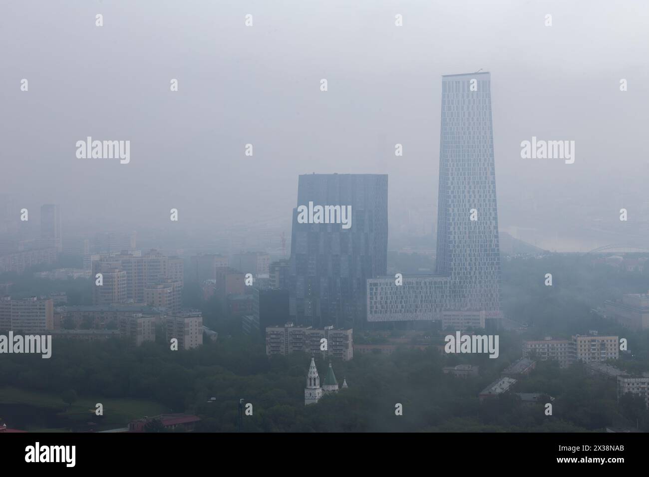 Modern moscow skyline morning hi-res stock photography and images - Alamy