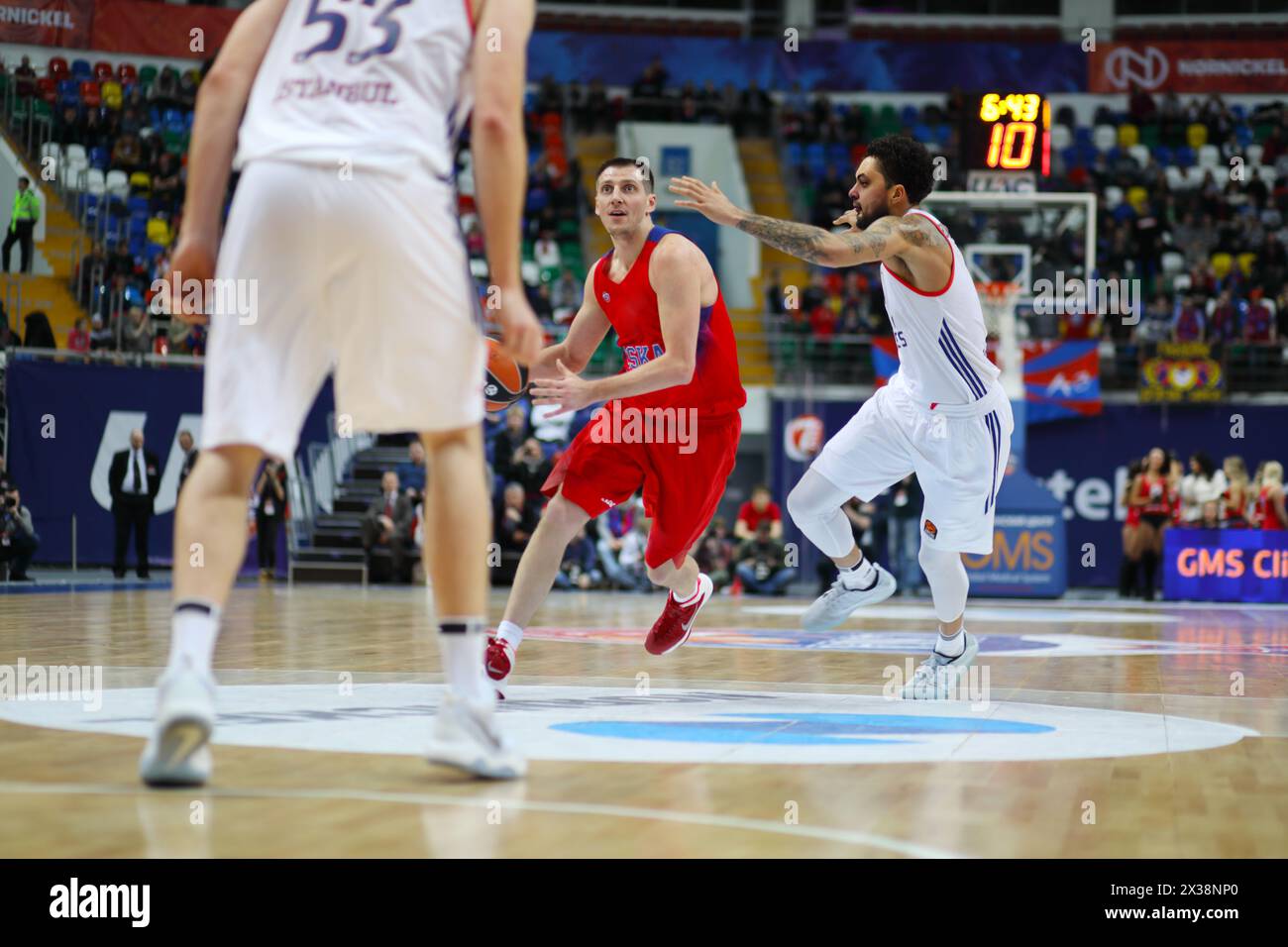 Basketball match in stadium Stock Photo - Alamy