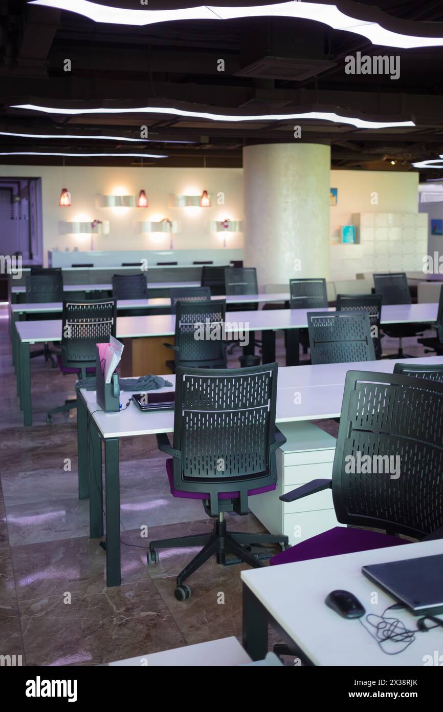 MOSCOW - NOV 20, 2016: Ceoroom in Empire tower in Moscow city business ...