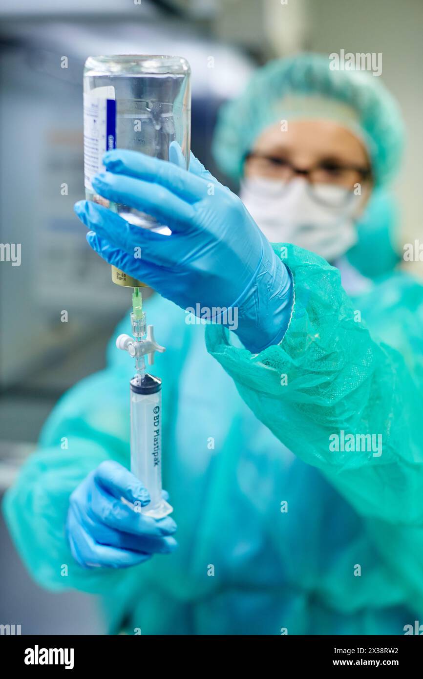 Preparation of drugs in laminar flow hood, epidural anesthesia, Clean ...