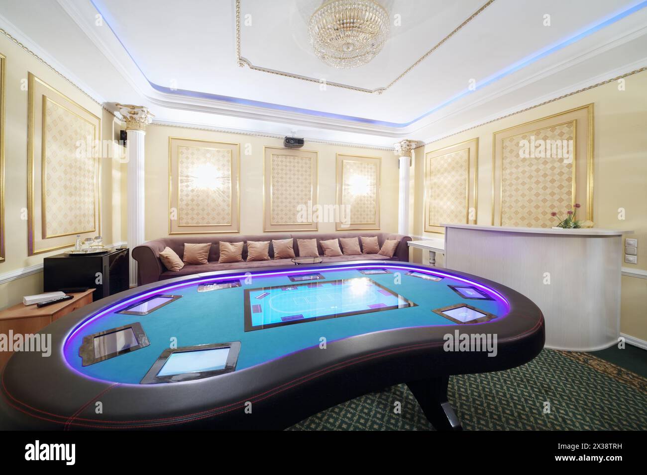 Inside interior poker table hi-res stock photography and images - Alamy