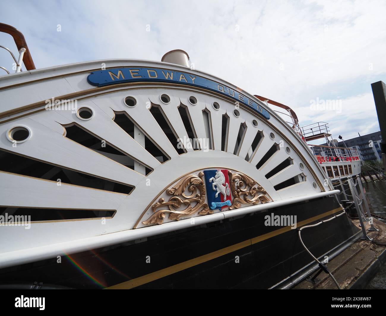 Gillingham, Kent, UK. 25th Apr, 2024. Historic paddlesteamer Medway ...