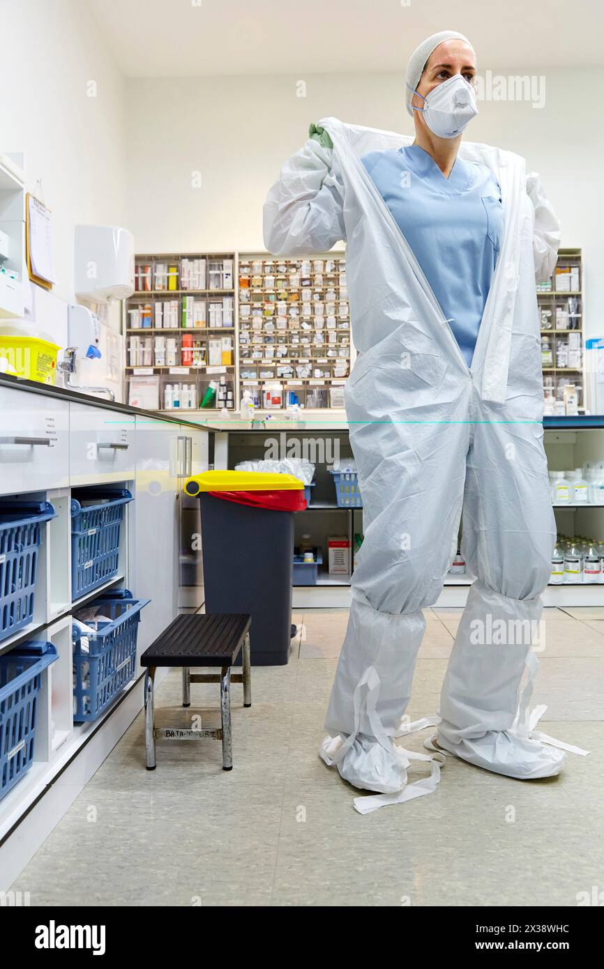 Personal protective equipment, protection for the care of patients with ...