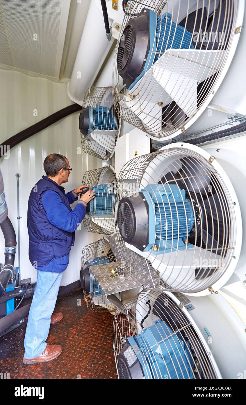 San sebastian fan hi-res stock photography and images - Alamy