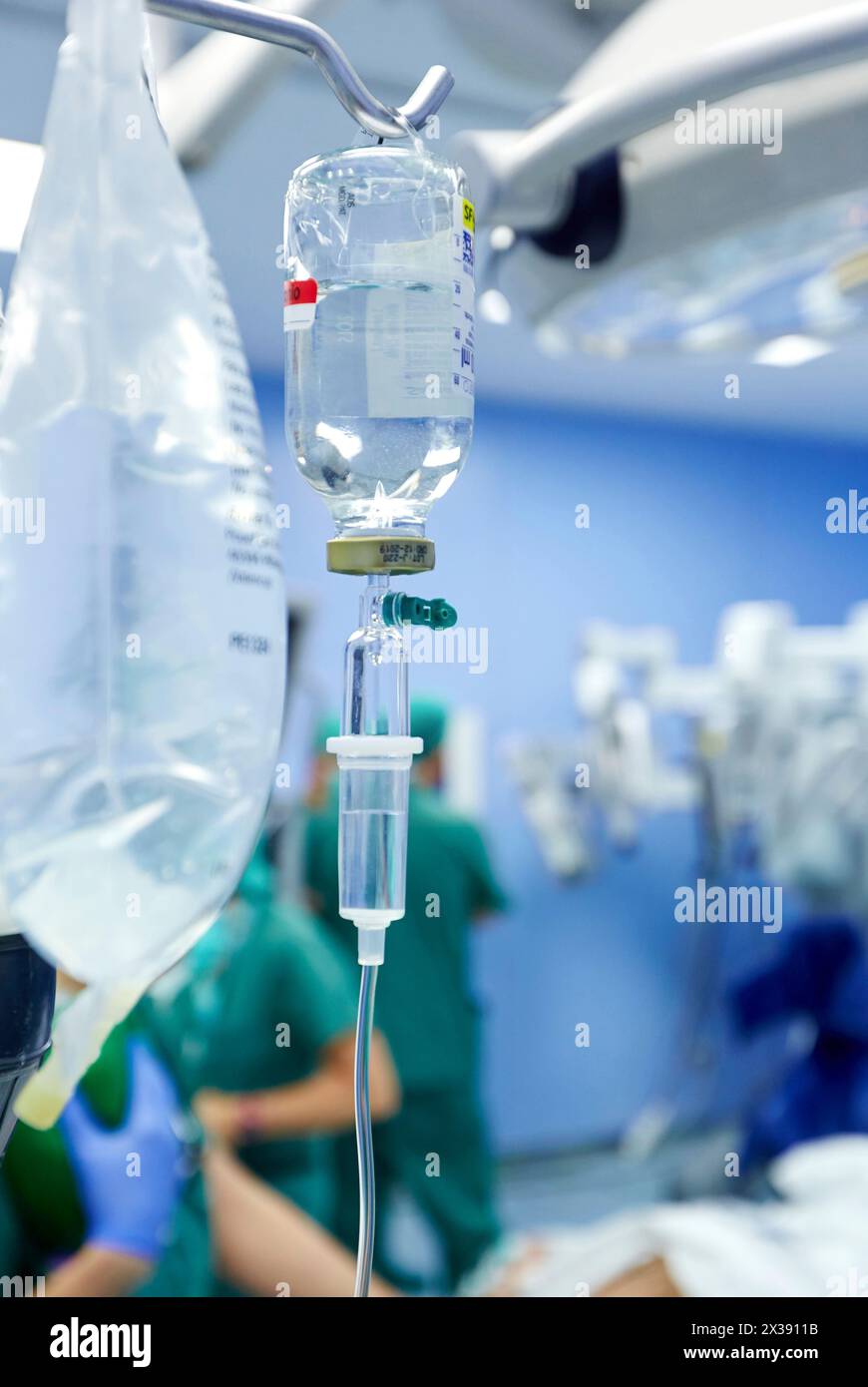 Operating room, Prostate cancer robotic surgery, Da Vinci surgical ...