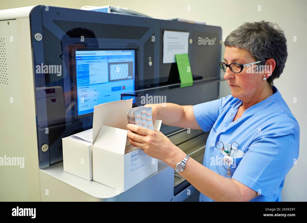 Single-dose packaging, Pharmacy, Hospital Donostia, San Sebastian ...