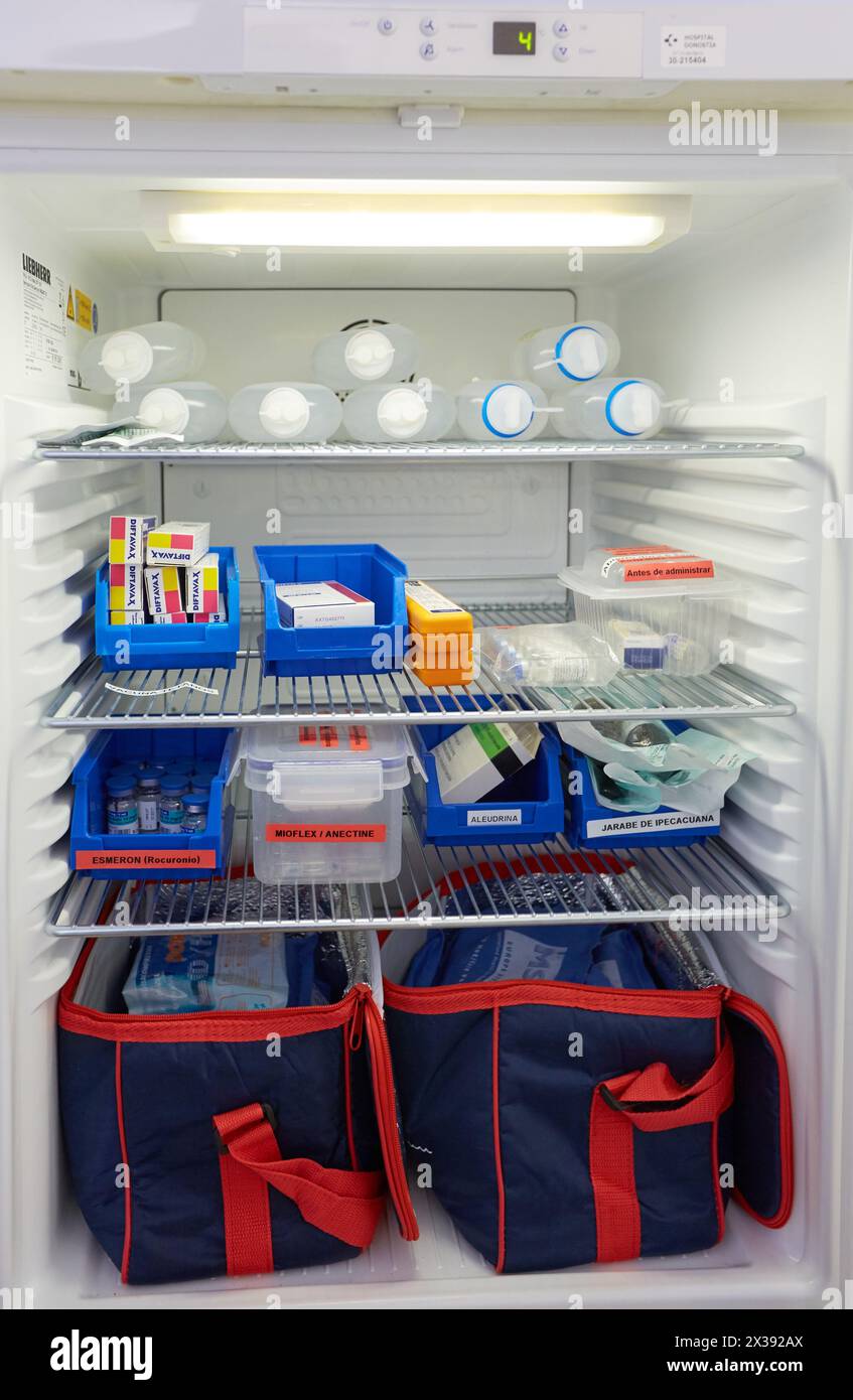 Drugs in refrigerator hi-res stock photography and images - Alamy
