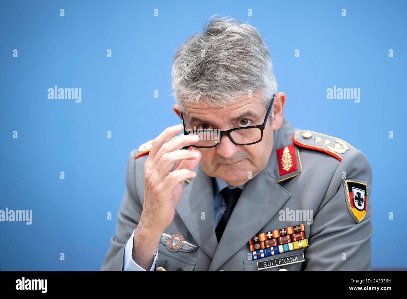 Alexander Sollfrank - Quadriga Exercises DEU, Deutschland, Germany ...