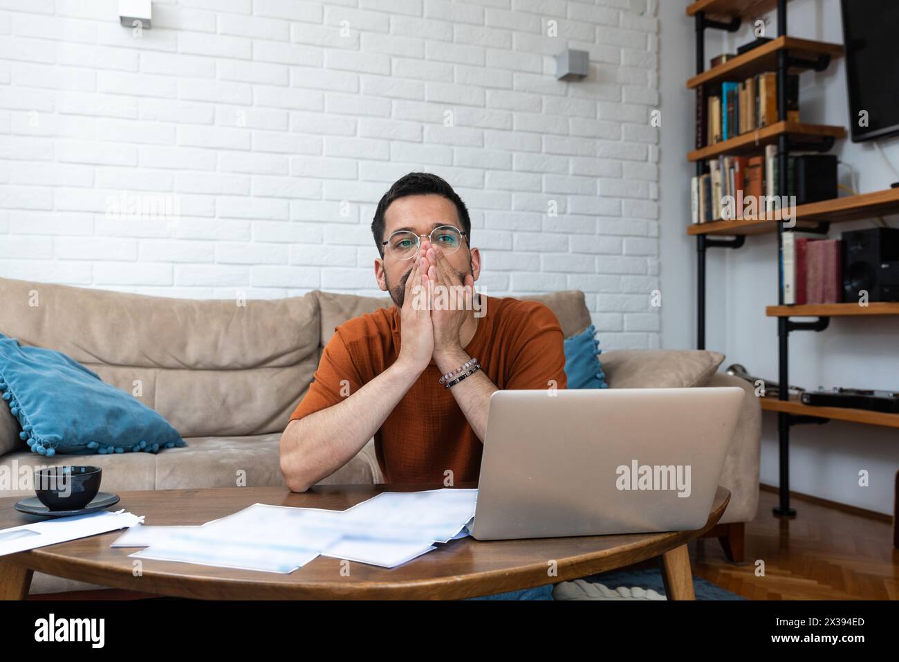 Calculating mistake hi-res stock photography and images - Alamy