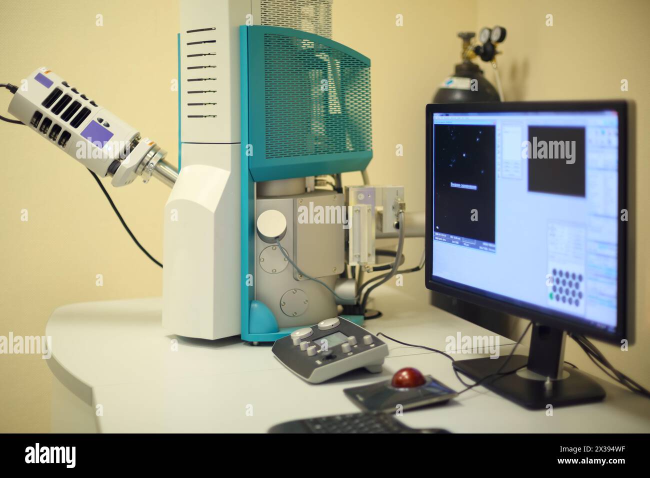 Forensic lab equipment hi-res stock photography and images - Alamy