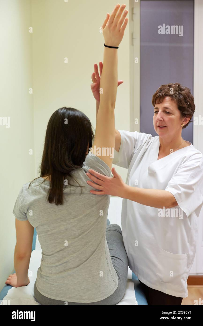 Medical checking shoulder flexion, Physiotherapy medical center, Donostia, San Sebastian ...