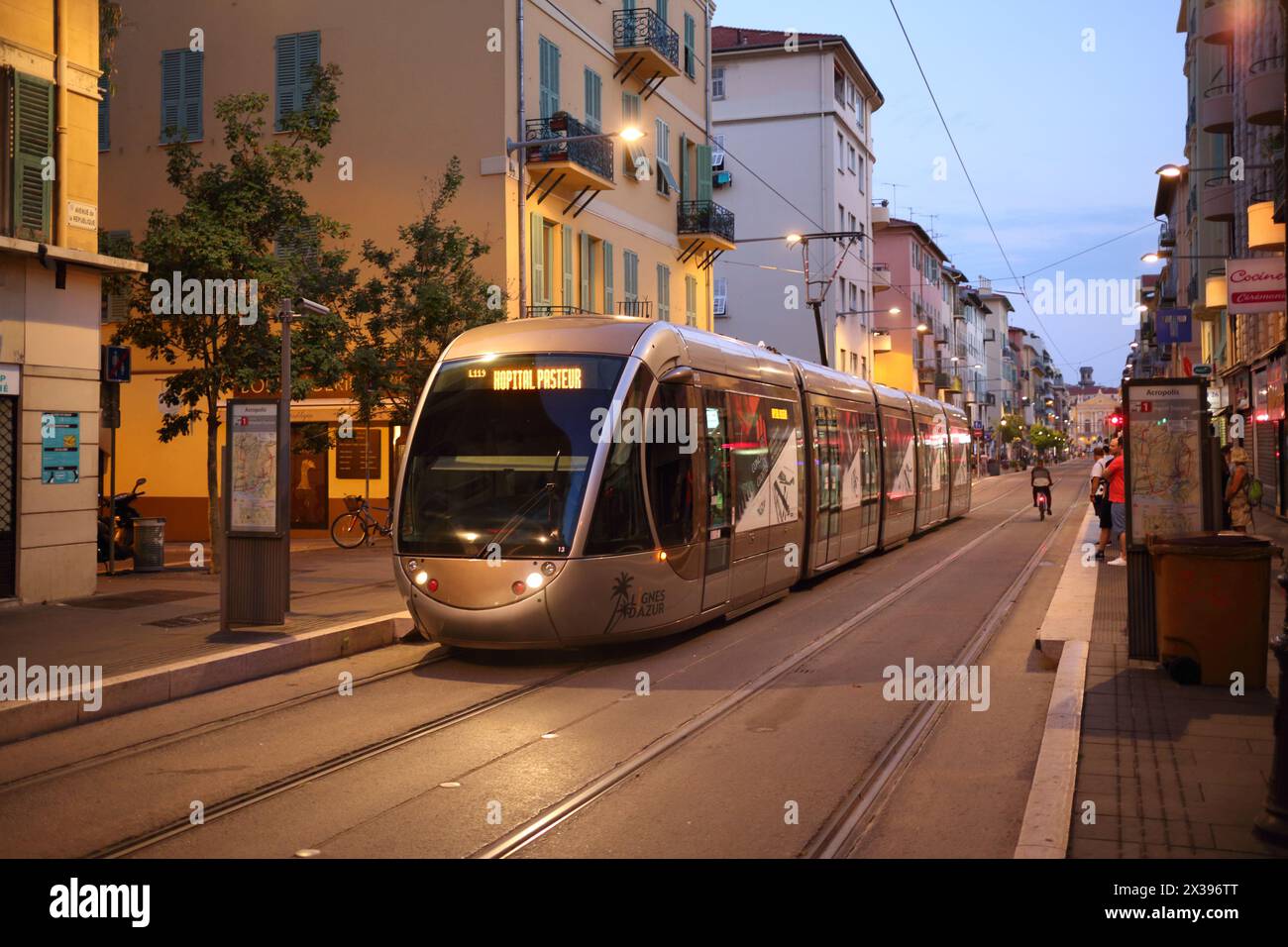 Restored tram carriage hi-res stock photography and images - Alamy