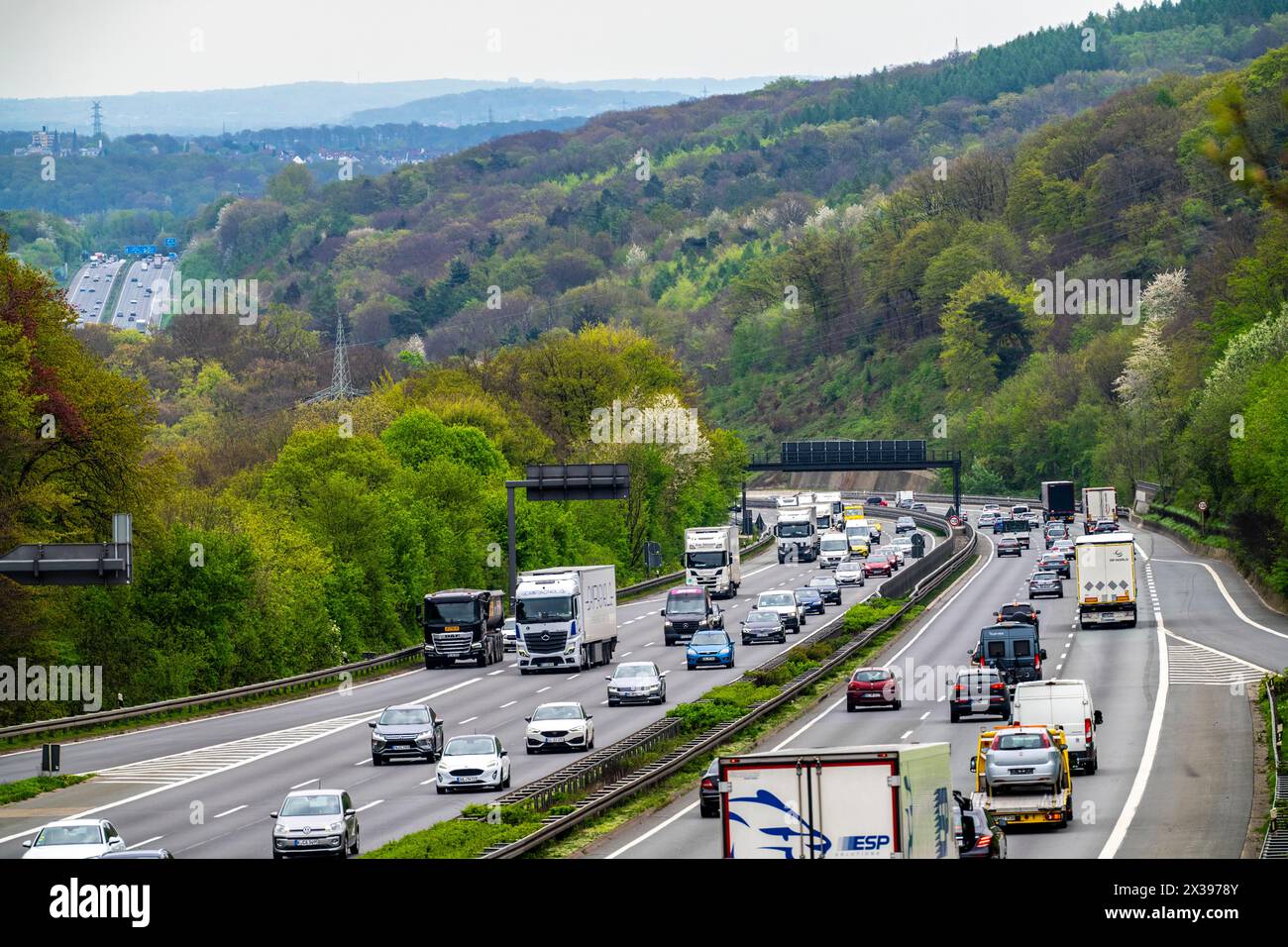 Autobahn A1 near Wetter, junction Volmarstein, view to the northeast ...