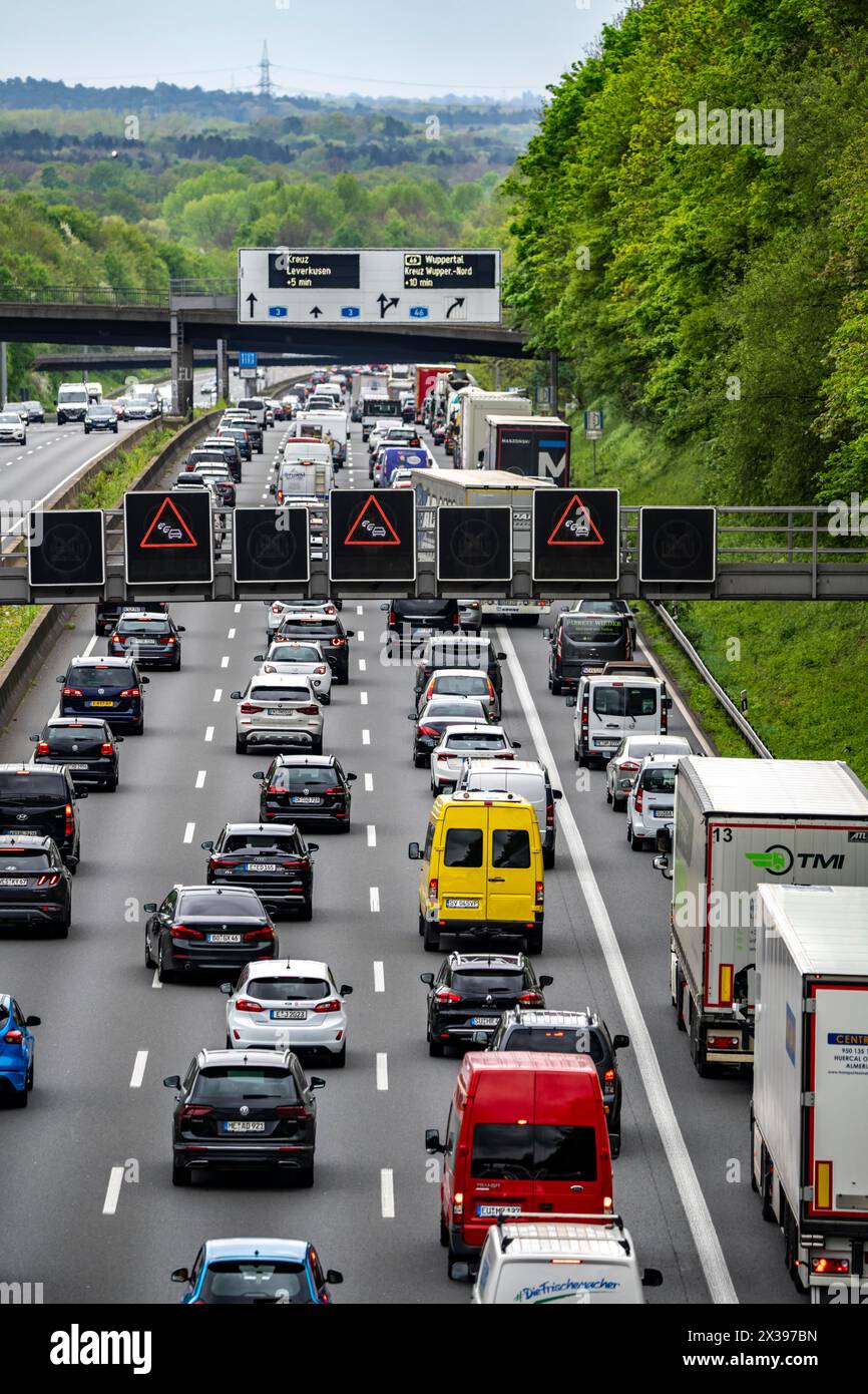 The highway A3, dense traffic on 8 lanes, including the temporarily ...