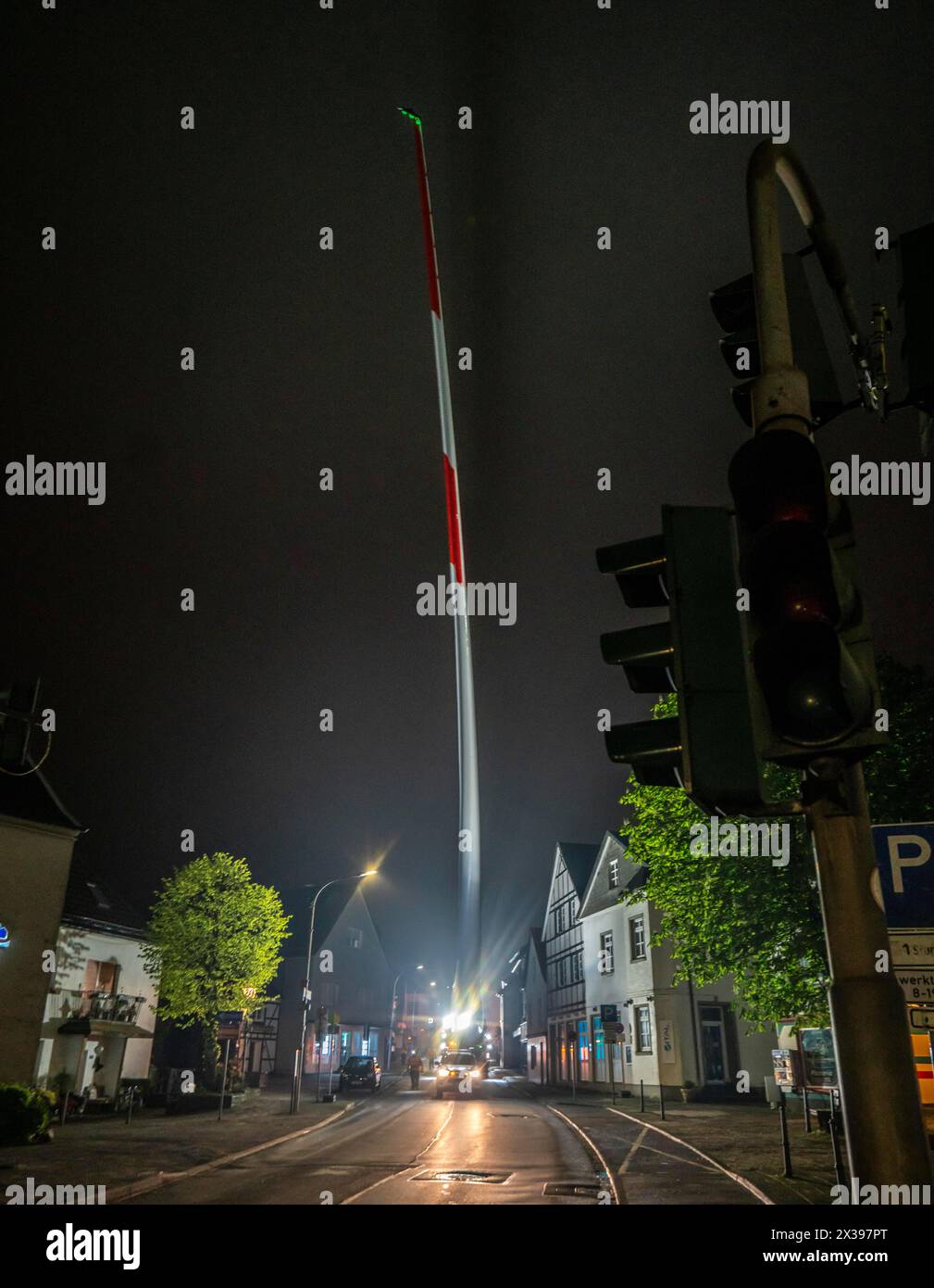 Transport of a 68 meter long, 22 T heavy blade, of a wind turbine, here ...