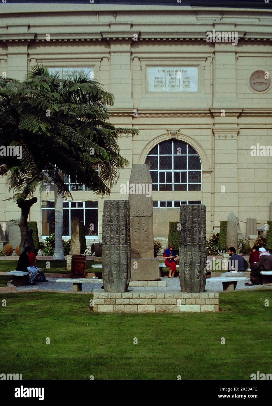 Blick auf das Aegyptische Museum in Kairo Aegypten Unteraegypten Kairo ...