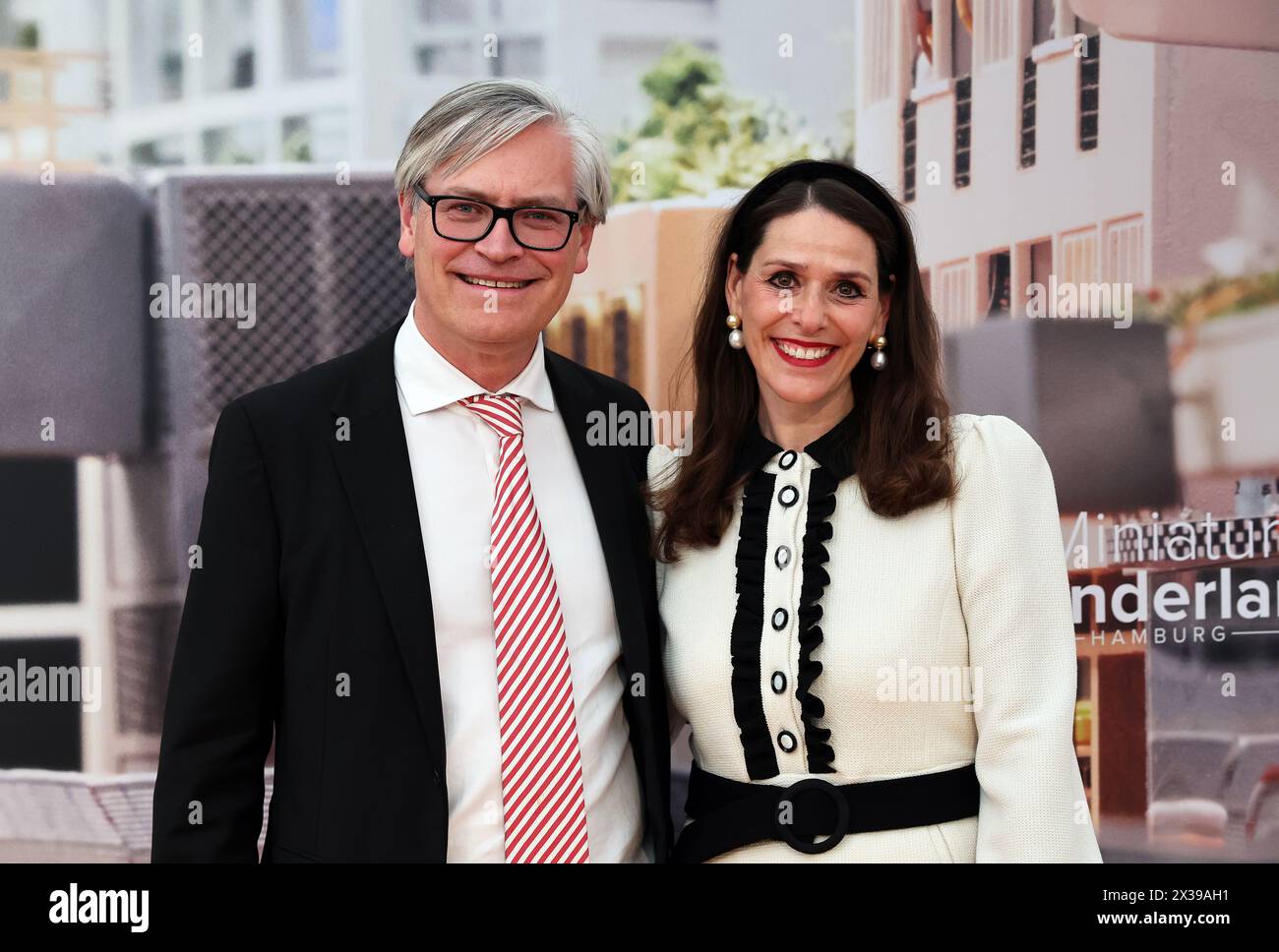 Hamburg, Germany. 25th Apr, 2024. Alexander Otto (l), entrepreneur, and ...