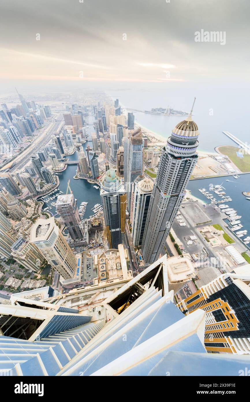 Marina 101 tower in dubai marina hi-res stock photography and images ...