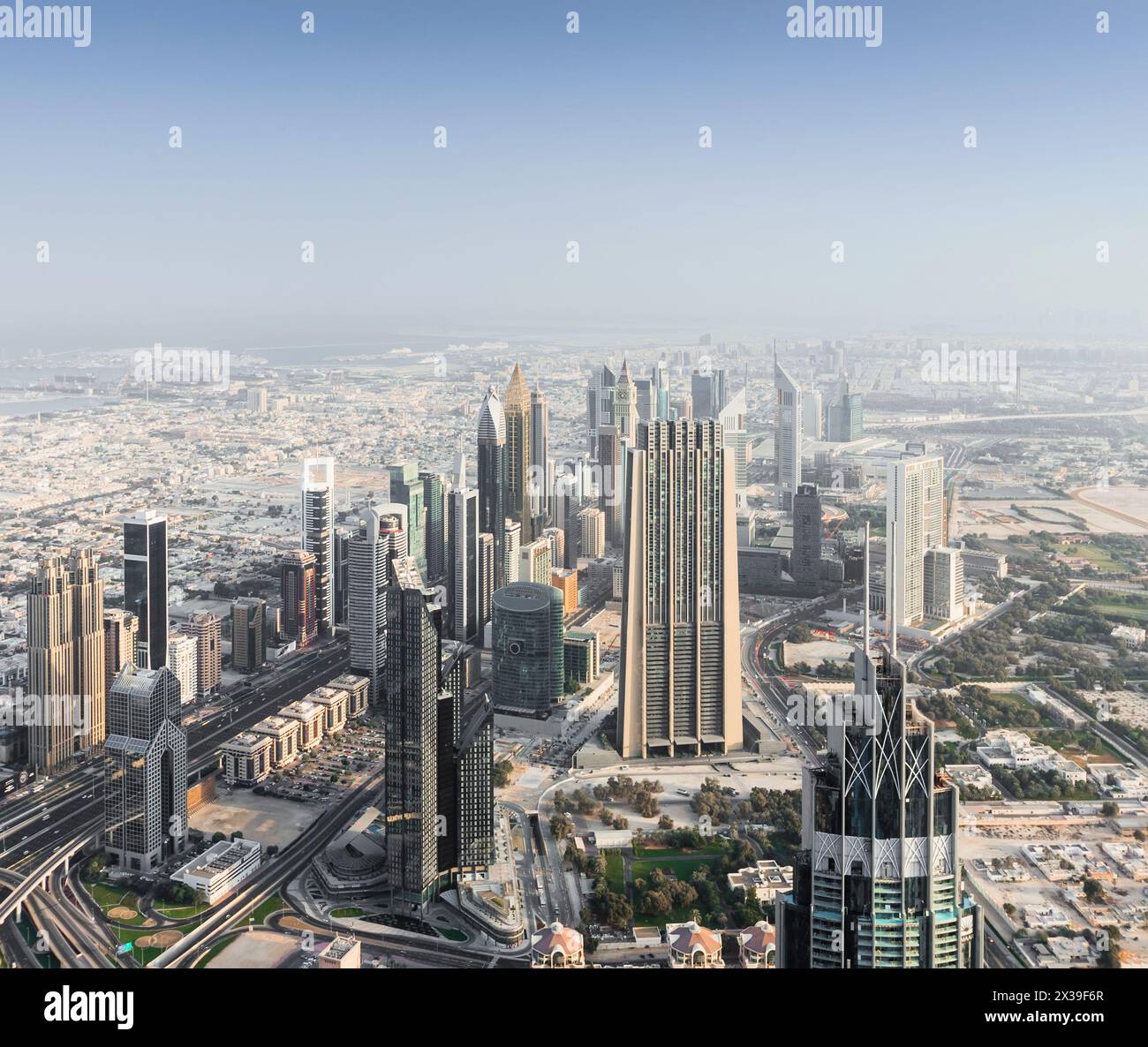 Bay central tower dubai hi-res stock photography and images - Alamy
