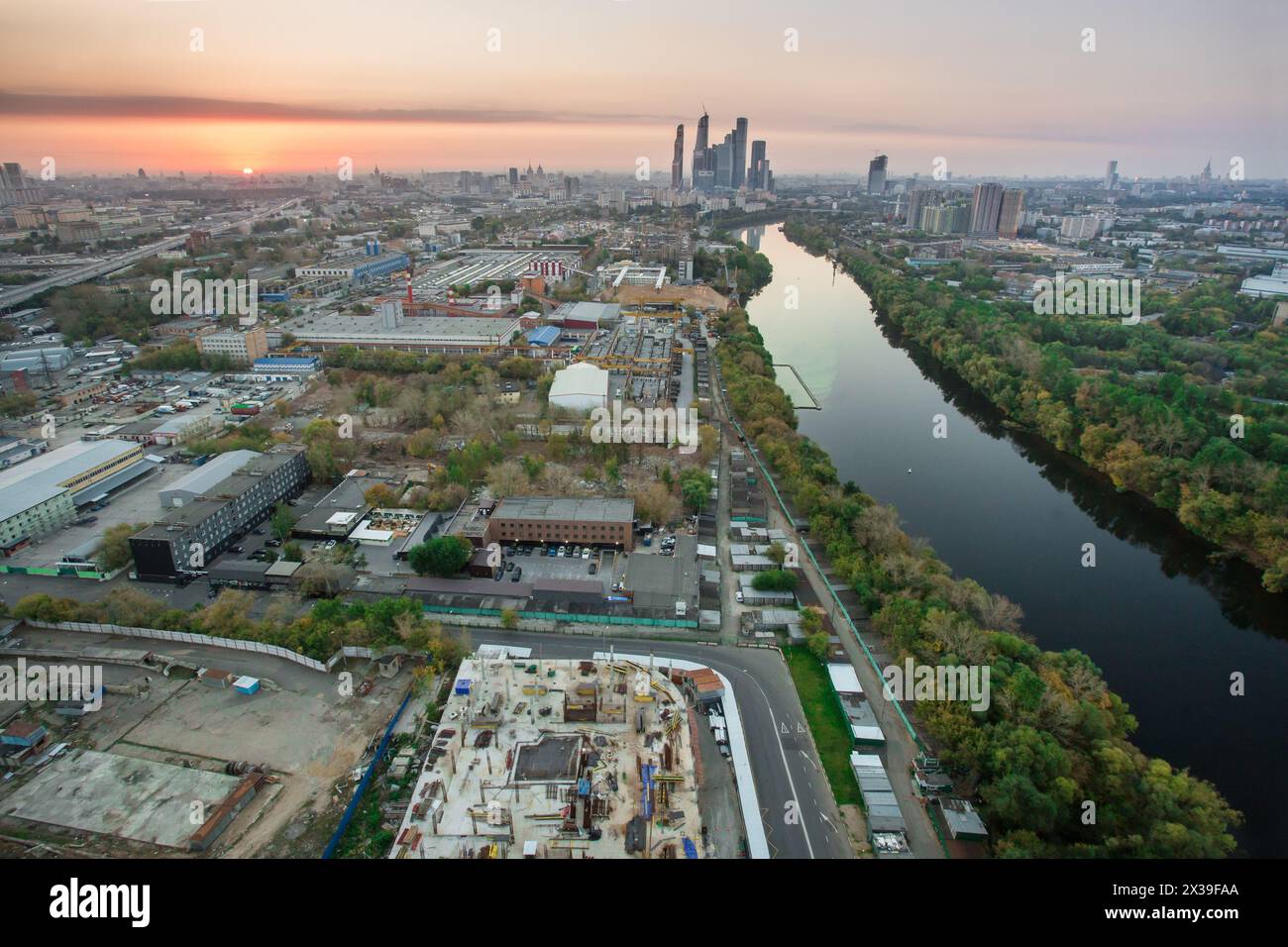 Moscow skyline city skyscrapers green hi-res stock photography and ...