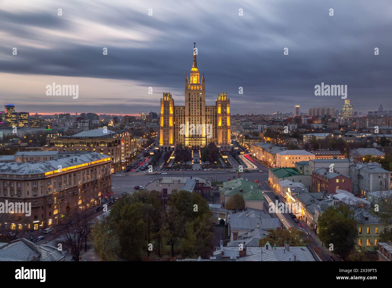 Residential building on Kudrinskaya Square in Moscow is made in Stalin ...