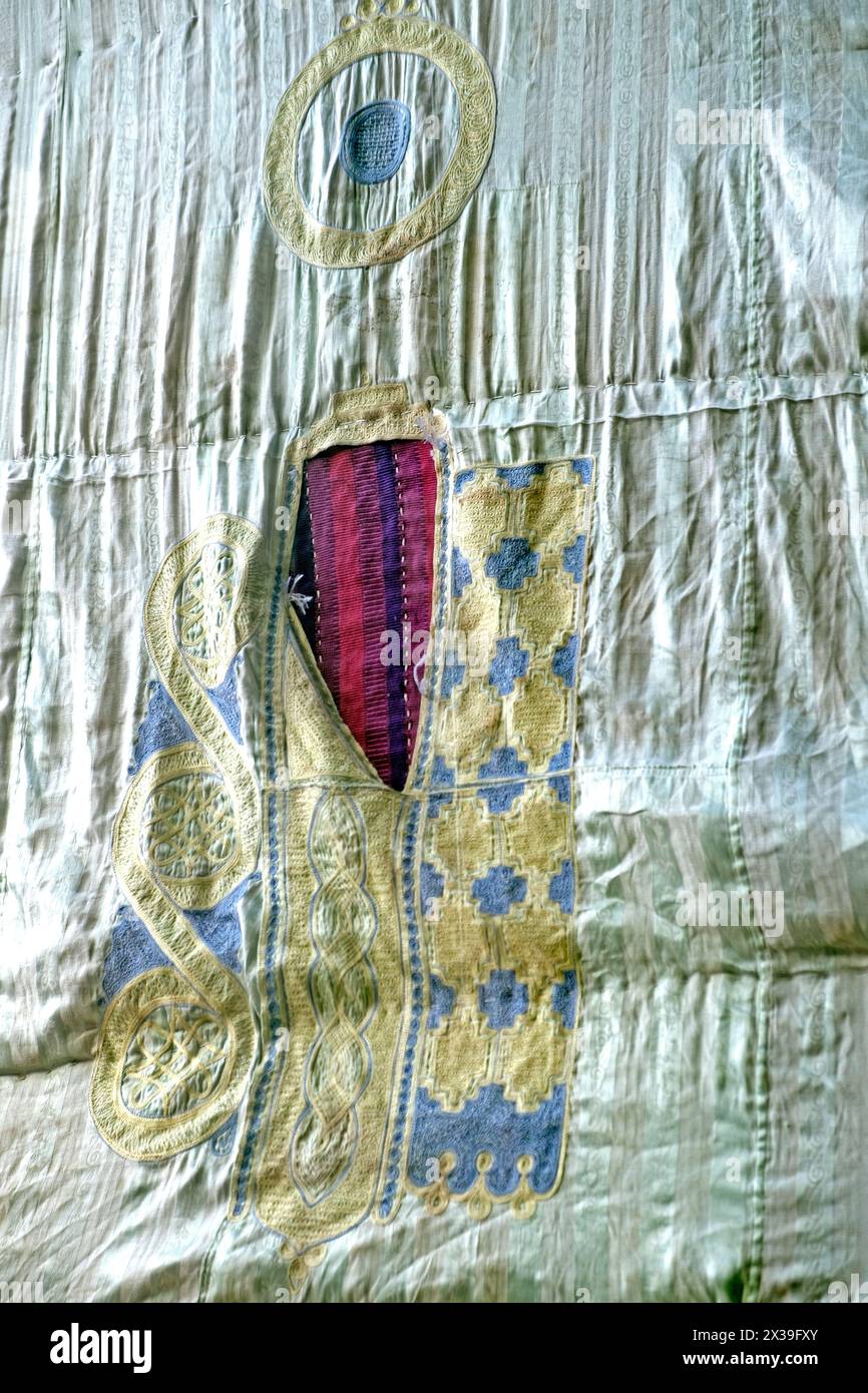 Ibrahim Mahama textile fabric art exhibition installation 'Purple ...