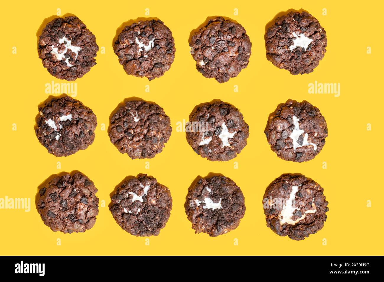 Fresh home made New York style Oreo Cookies lined up on and ...