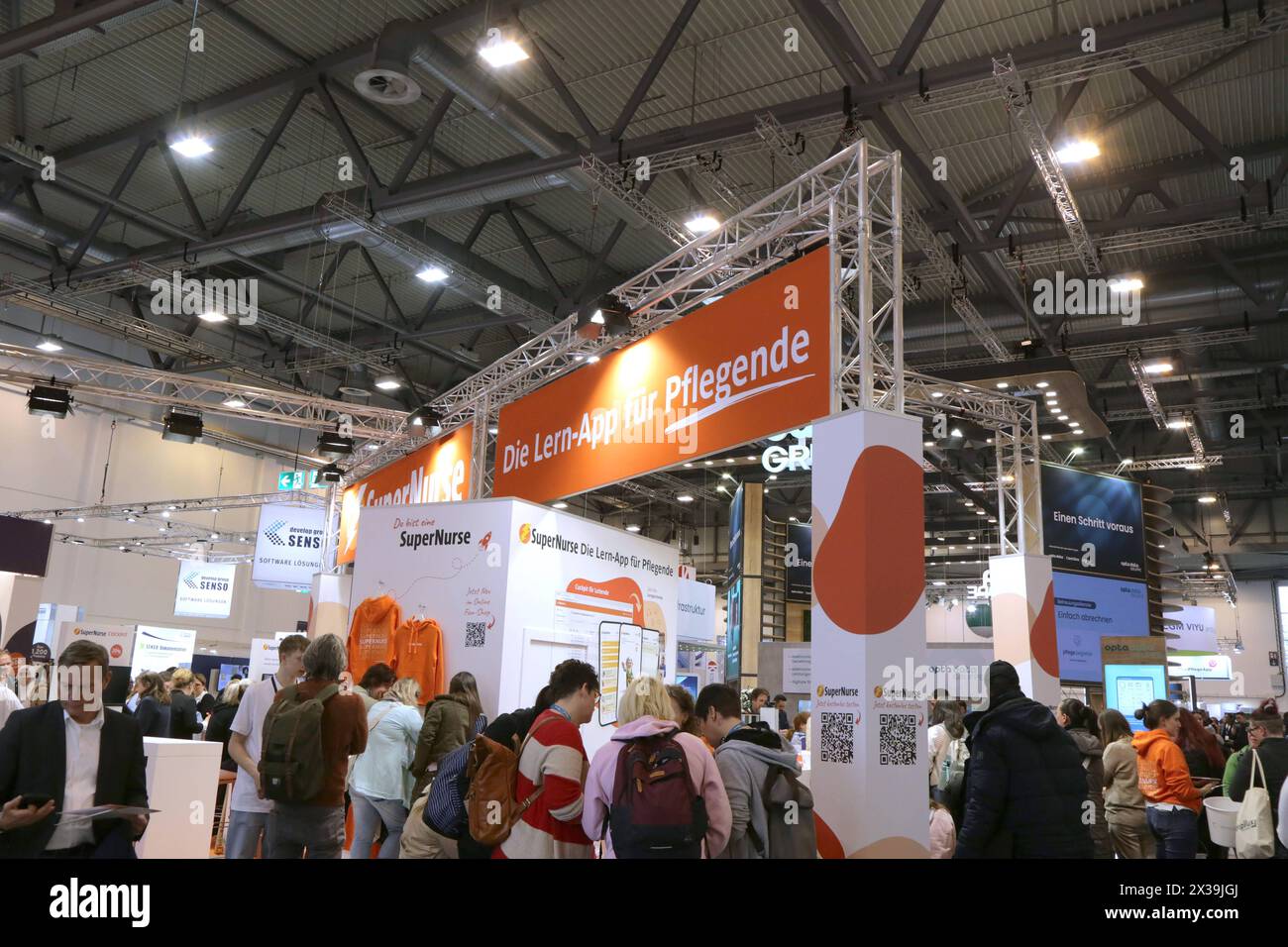 24.04. 2024 Essen, Messe Altenpflege in den Essener Messehallen. Die Messe gilt als Leitmesse ...