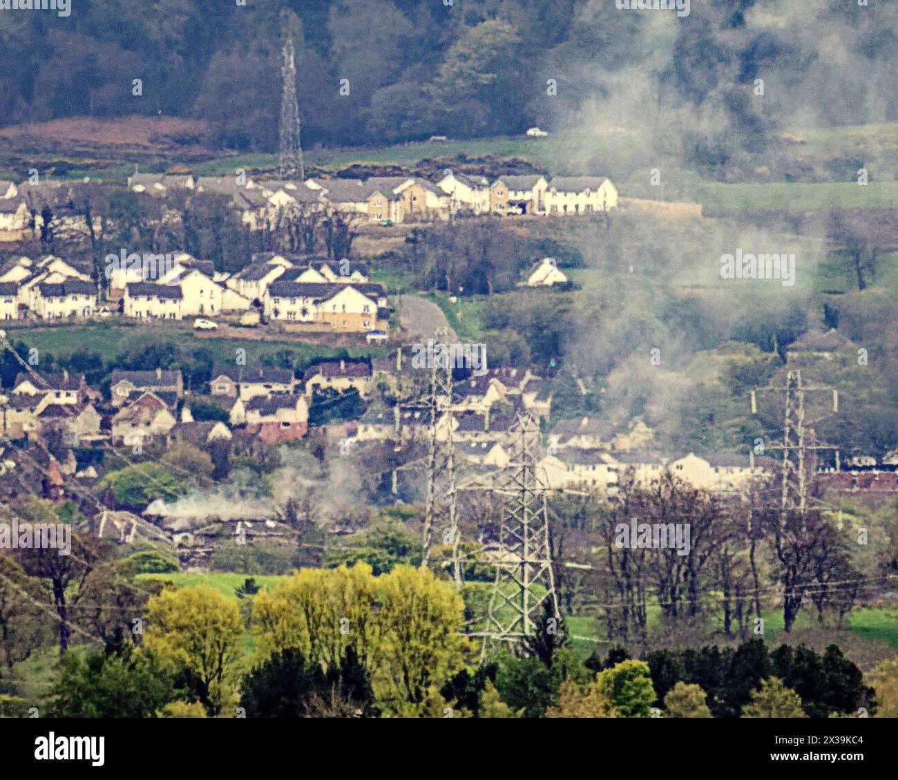 Glasgow, Scotland, UK. 25th April, 2024: Huge fire and smoke south of ...