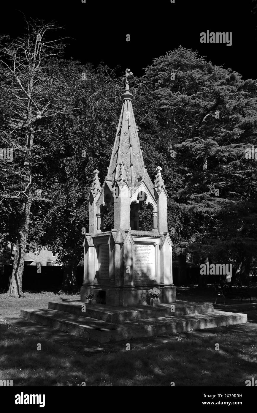 The War memorial at Pinchbeck town; Lincolnshire County; England; UK ...