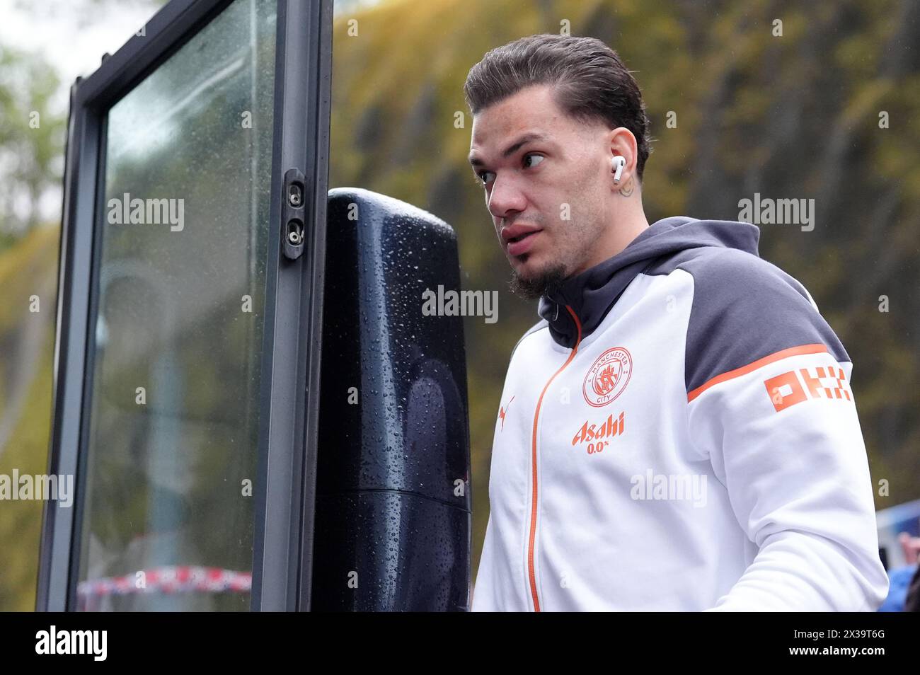 Manchester city ederson 2024 hi-res stock photography and images - Alamy