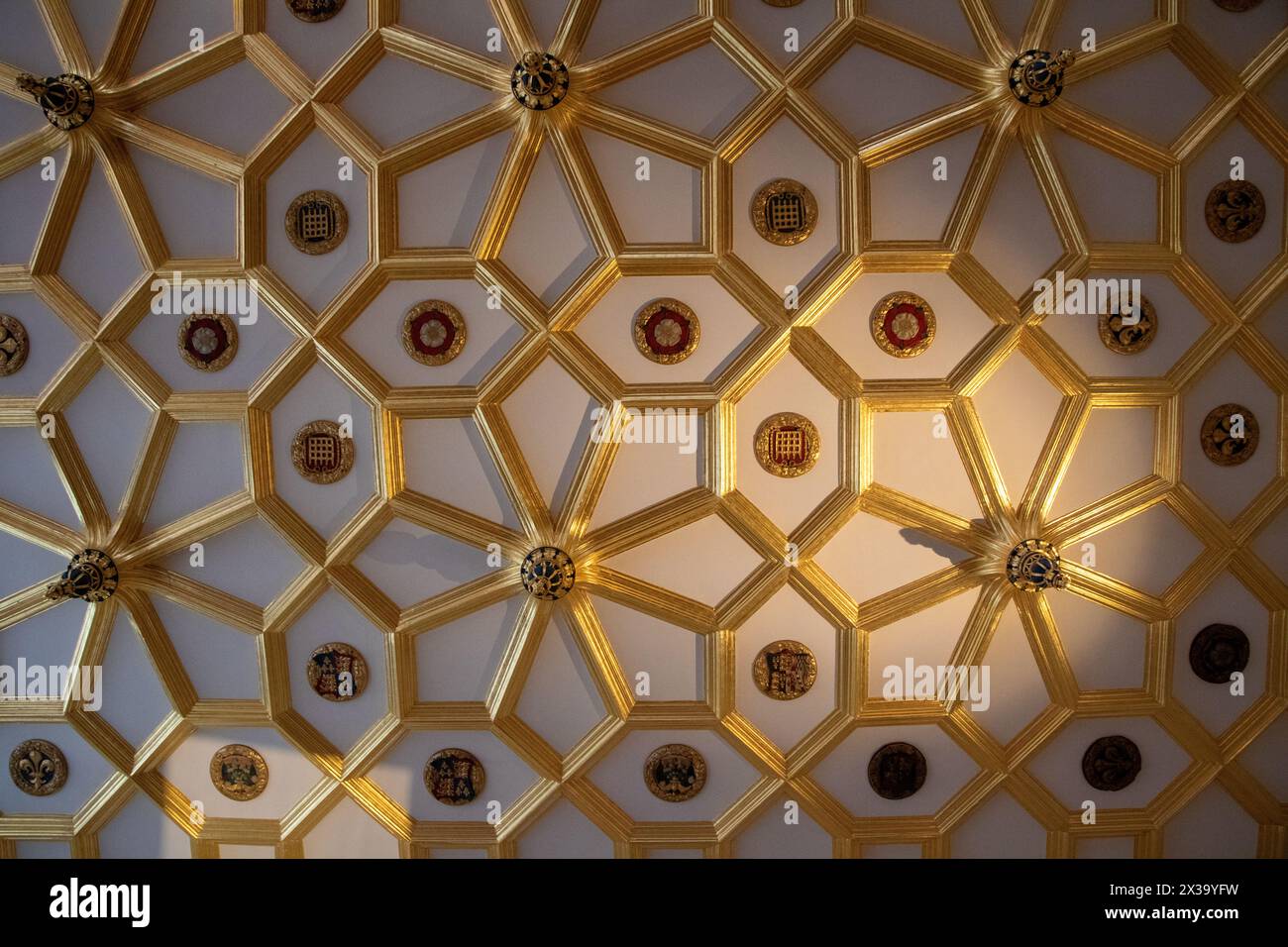 Gold ceiling, interior design hi-res stock photography and images - Alamy