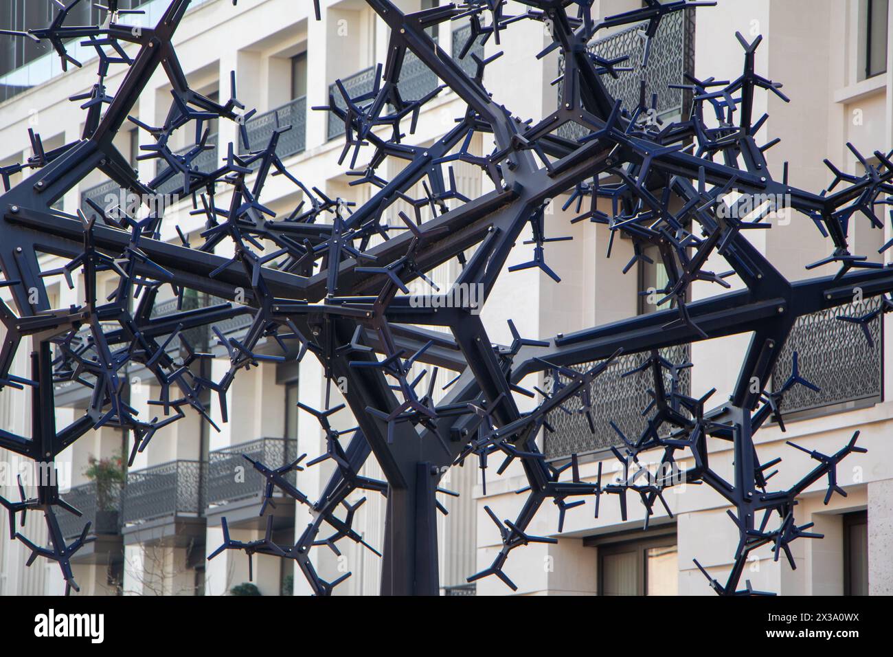 Spiky metal roof hi-res stock photography and images - Alamy