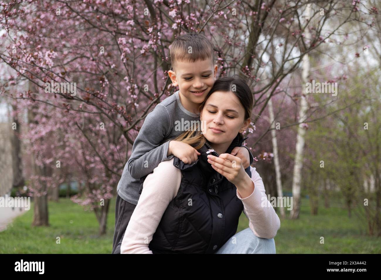 Mothers day gift small boy hi-res stock photography and images - Alamy