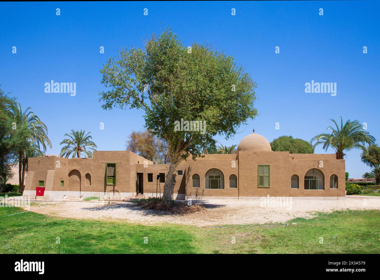 19th century egypt tomb tourist hi-res stock photography and images - Alamy