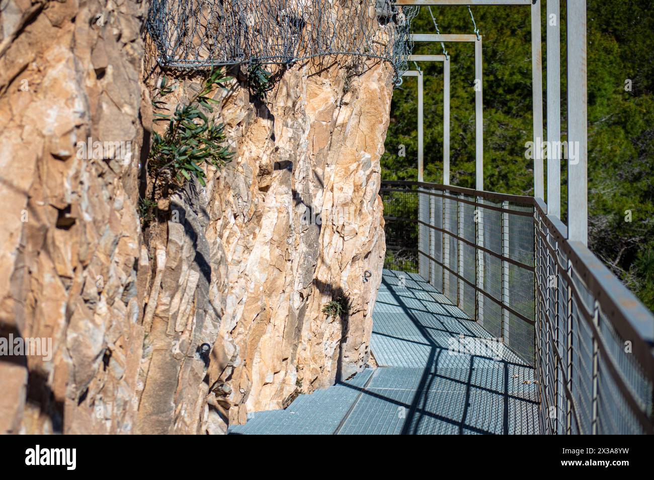Hiking trail to Colgante bridge (Puente Colgante El Saltillo) over ...