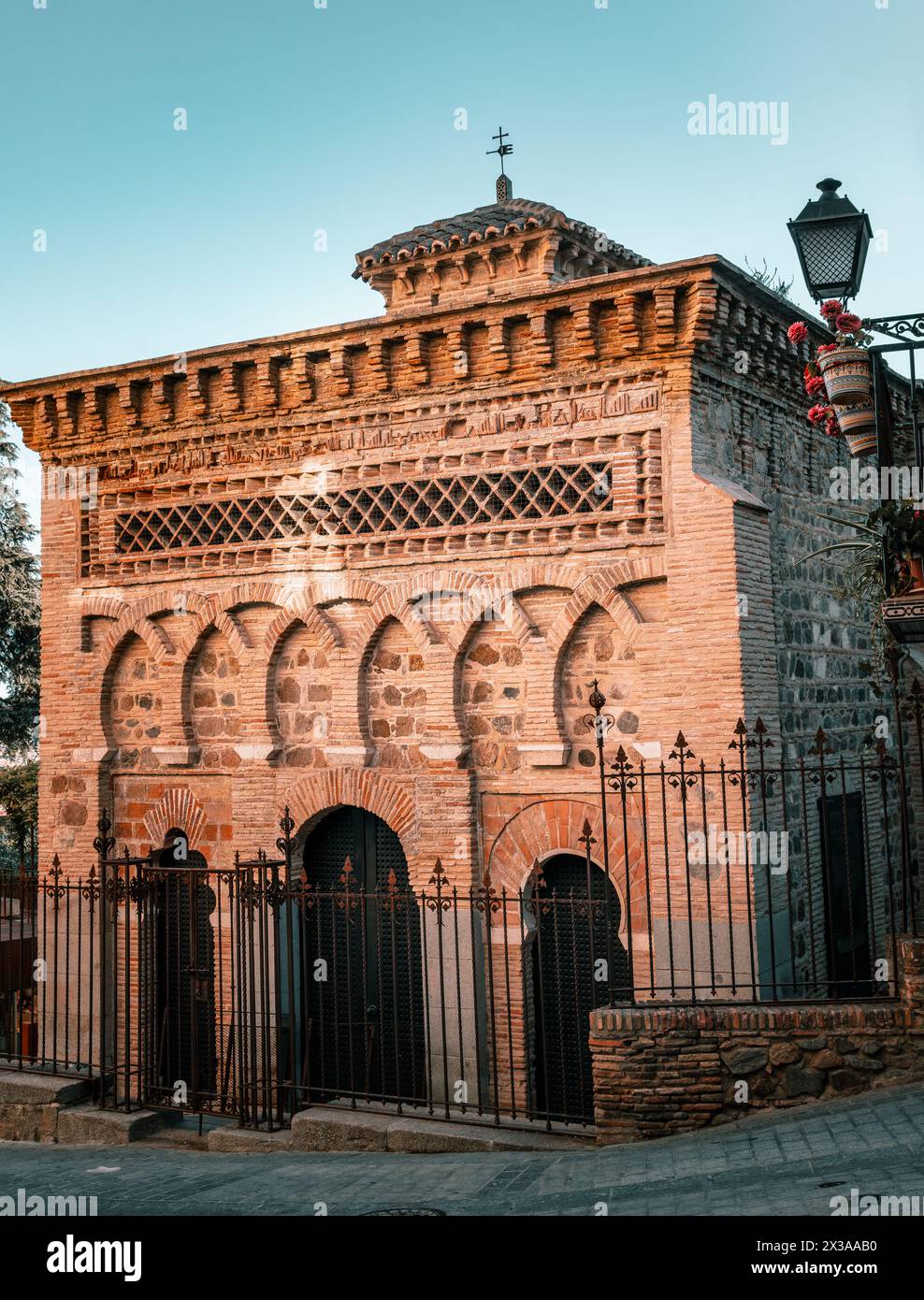Mosque Cristo de la Luz (Masǧid Bāb al-Mardūm) in old Town of Toledo ...