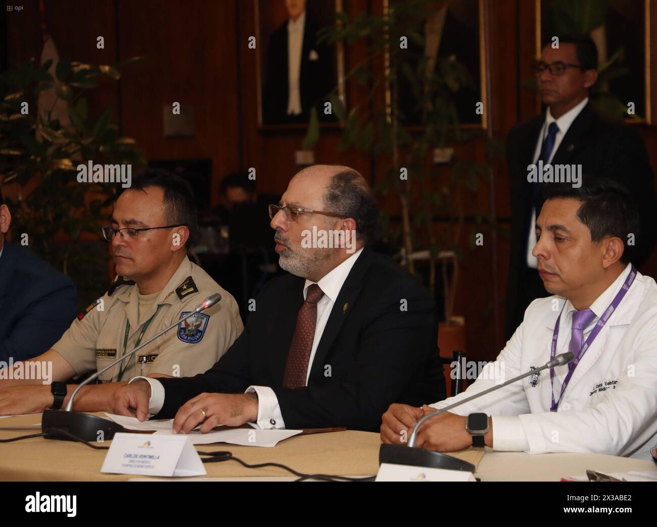 Mega pol hi-res stock photography and images - Alamy