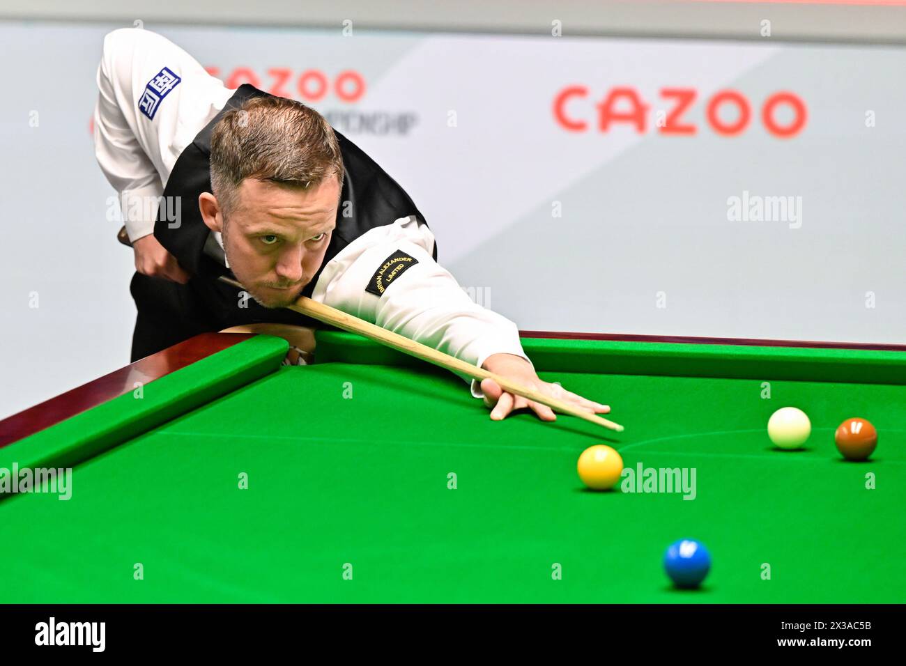 Jamie Jones takes a shot, during the Cazoo World Championships 2024 at ...