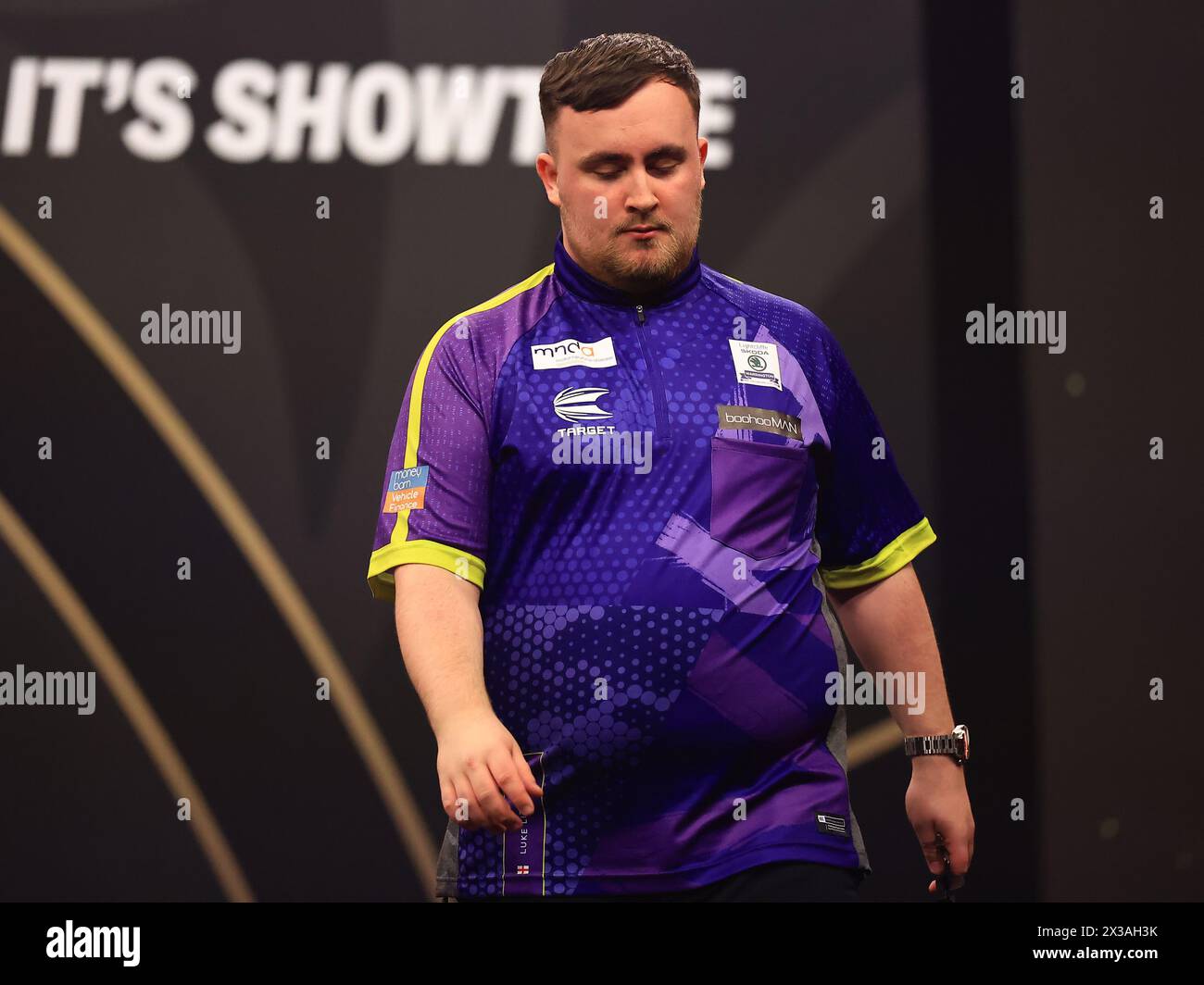 Liverpool, UK. 25th Apr, 2024. Luke Littler reacts during the 2024 ...