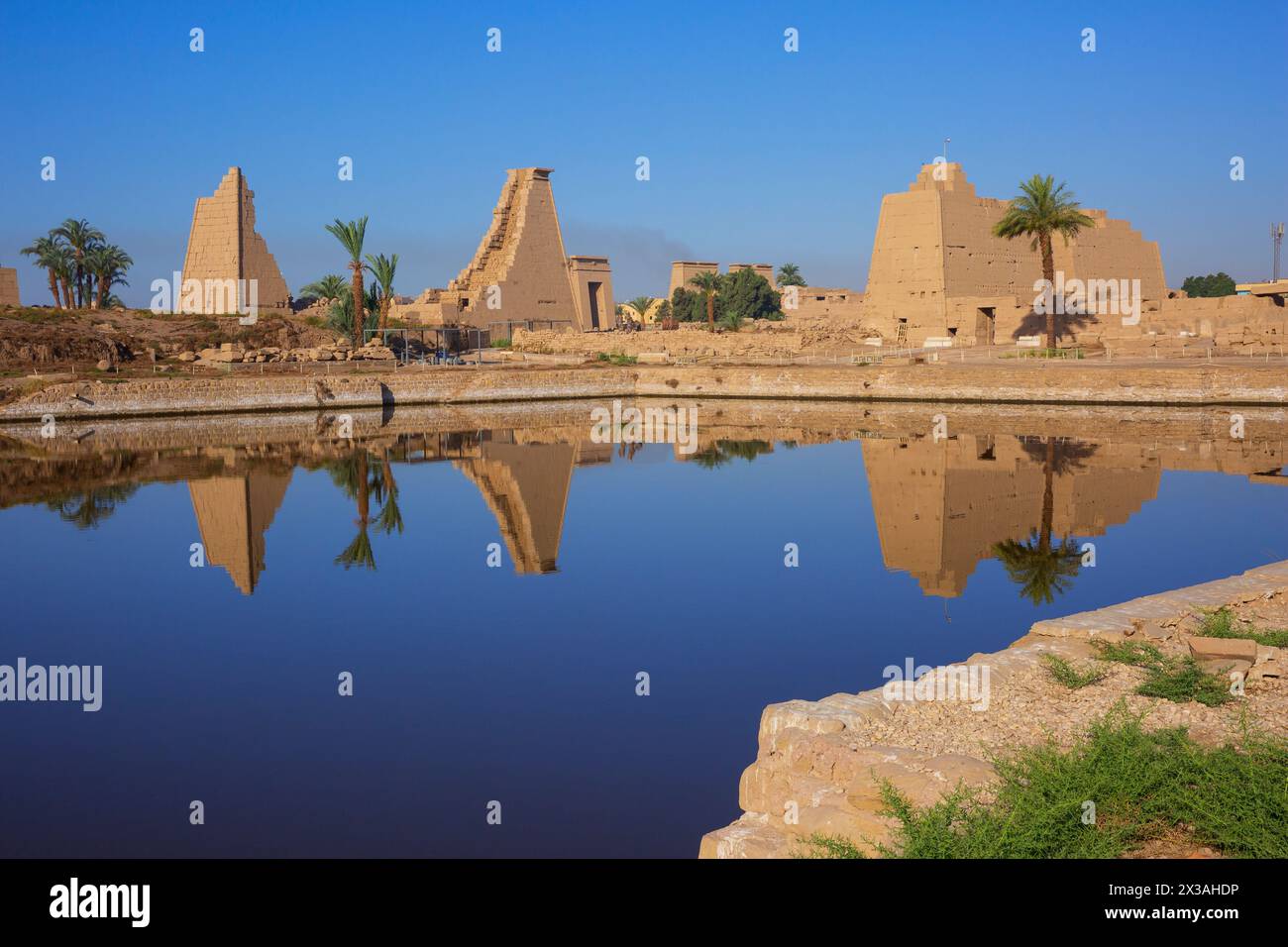 The Sacred Lake at the Karnak Temple Complex in Luxor, Egypt Stock ...