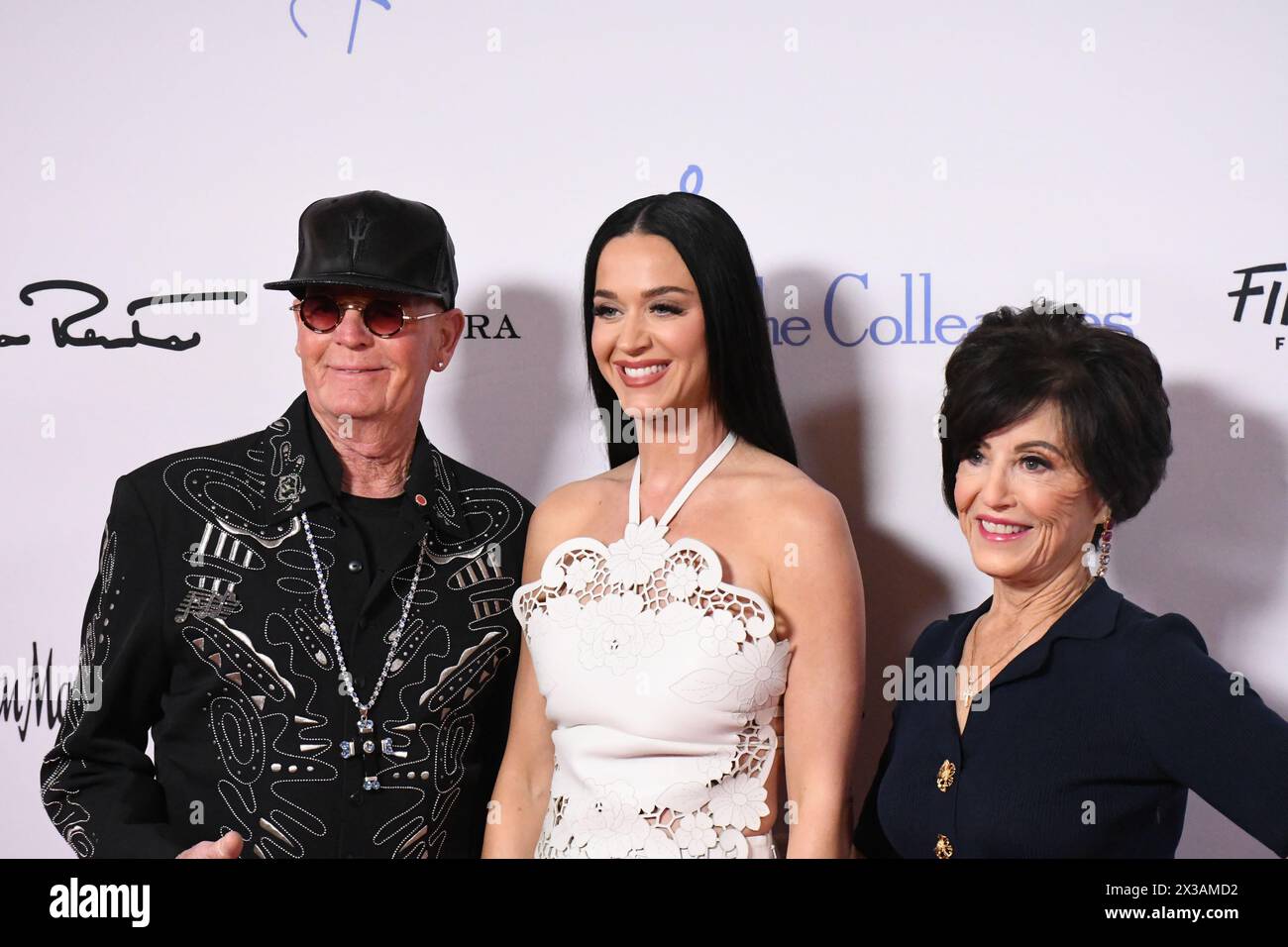 Beverly Hills, California, USA 25th April 2025 Singer Katy Perry (C ...