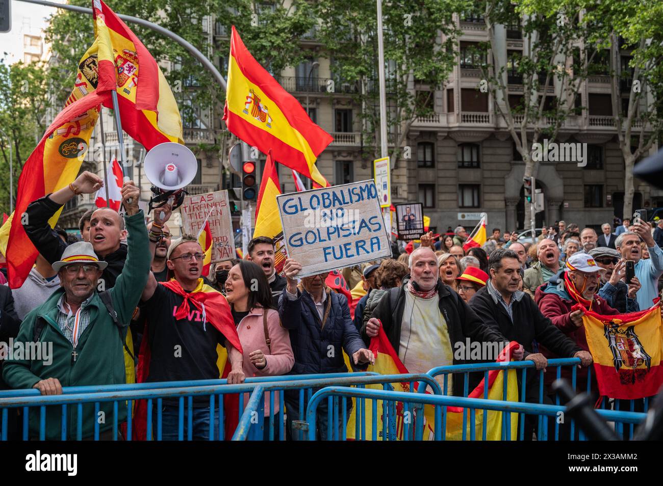 Madrid, Spain, 25/04/2024, Far right wing protesters shouting slogans ...
