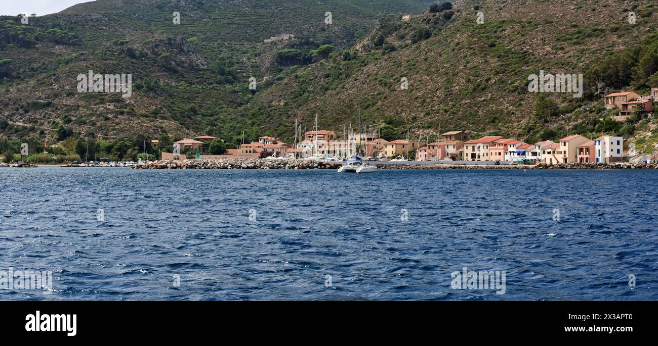 Italy, Tirrenian sea, Tuscanian islands, Capraia island, panoramic view ...