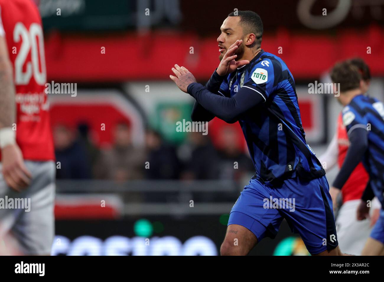 MAASTRICHT, NETHERLANDS - APRIL 20: Jeredy Hilterman (Willem II ...