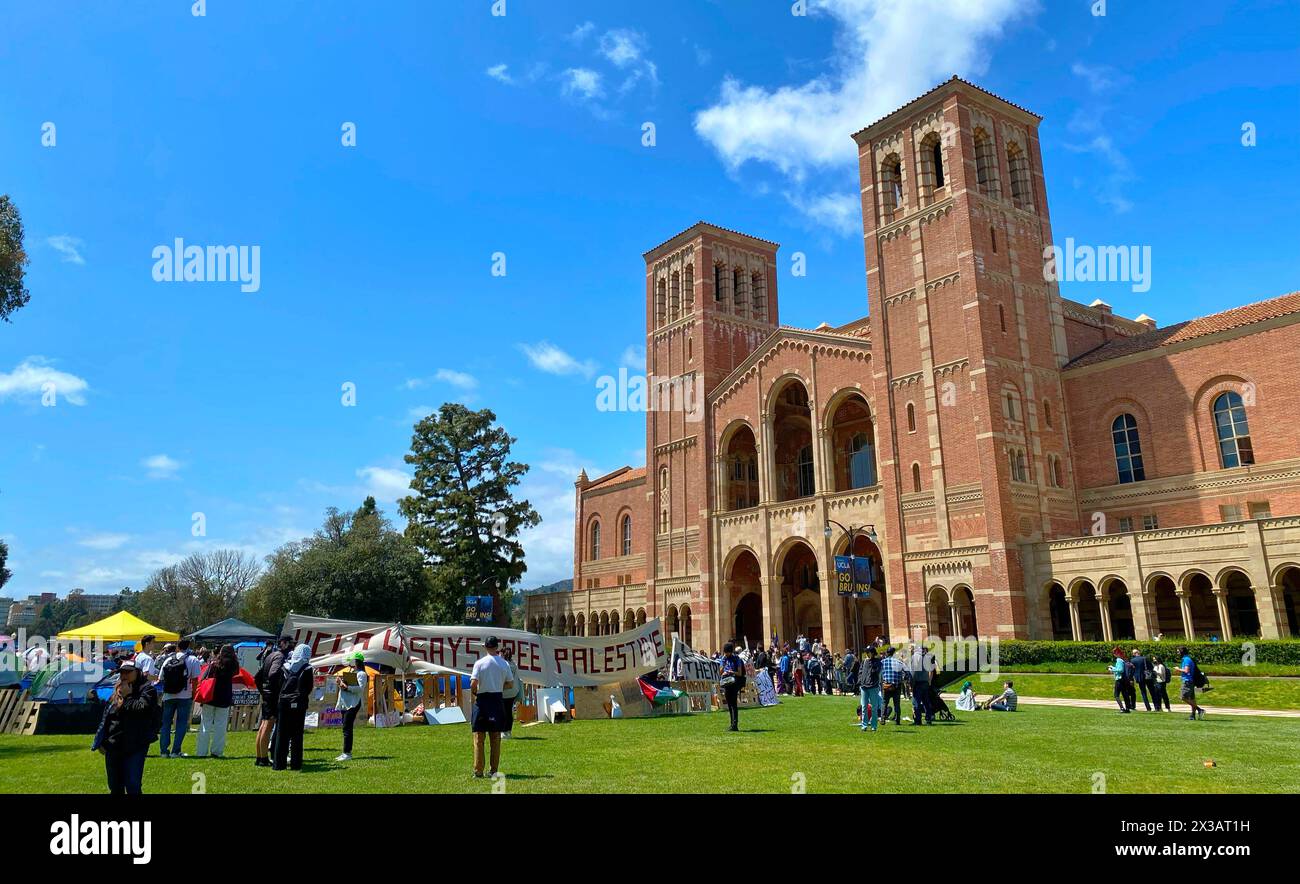 Los Angeles, USA. 25th April, 2024. An encampment protesting the war in ...