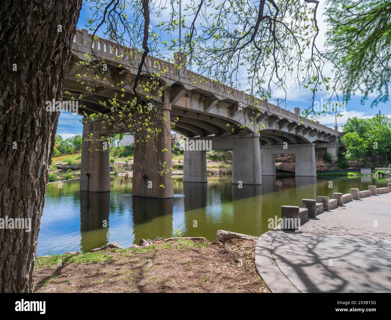 Riverwalk texas spring hi-res stock photography and images - Alamy
