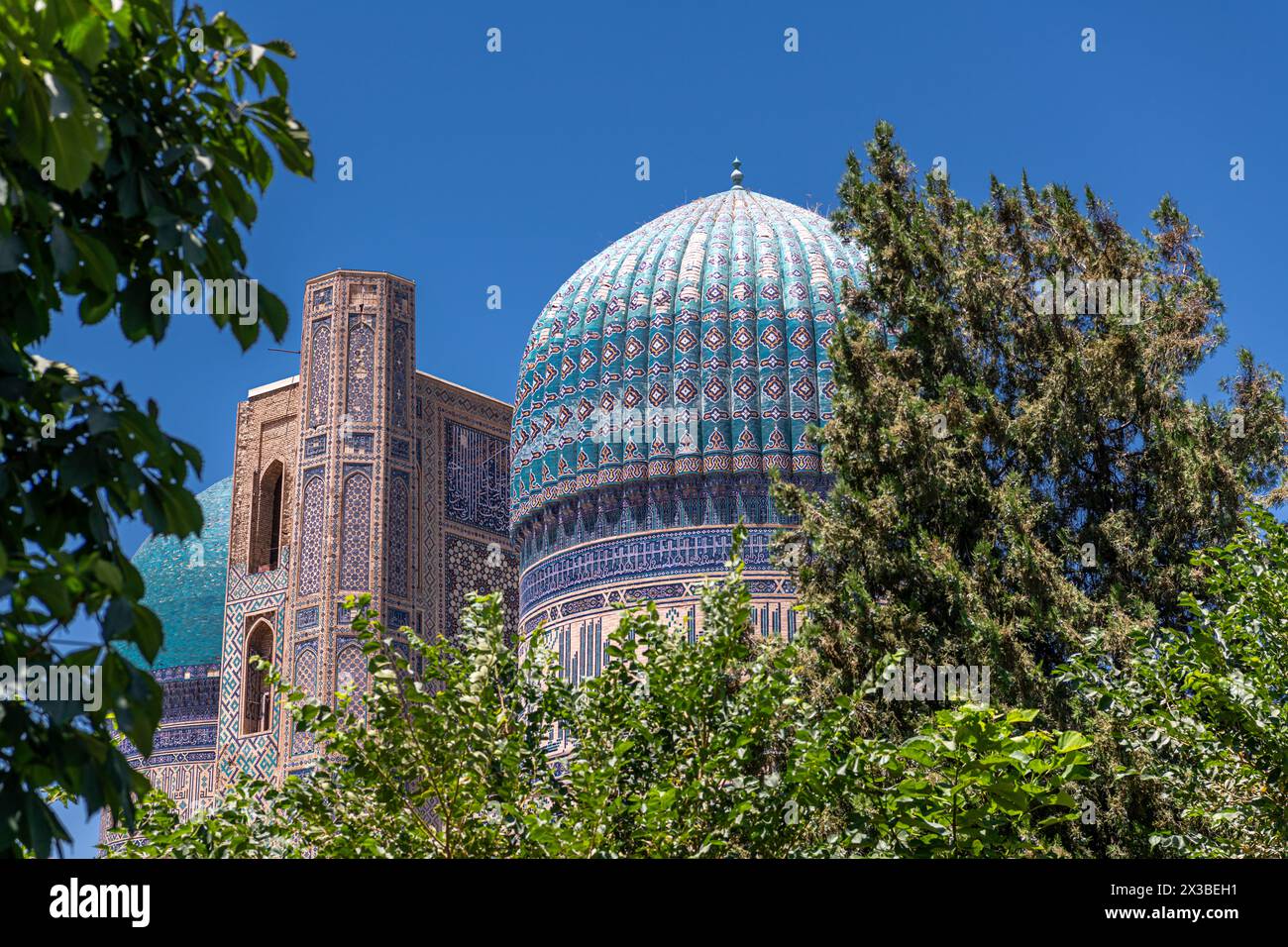 Panorama of Bibi-Khanym Mosque, Samarkand, Uzbekistan Stock Photo - Alamy
