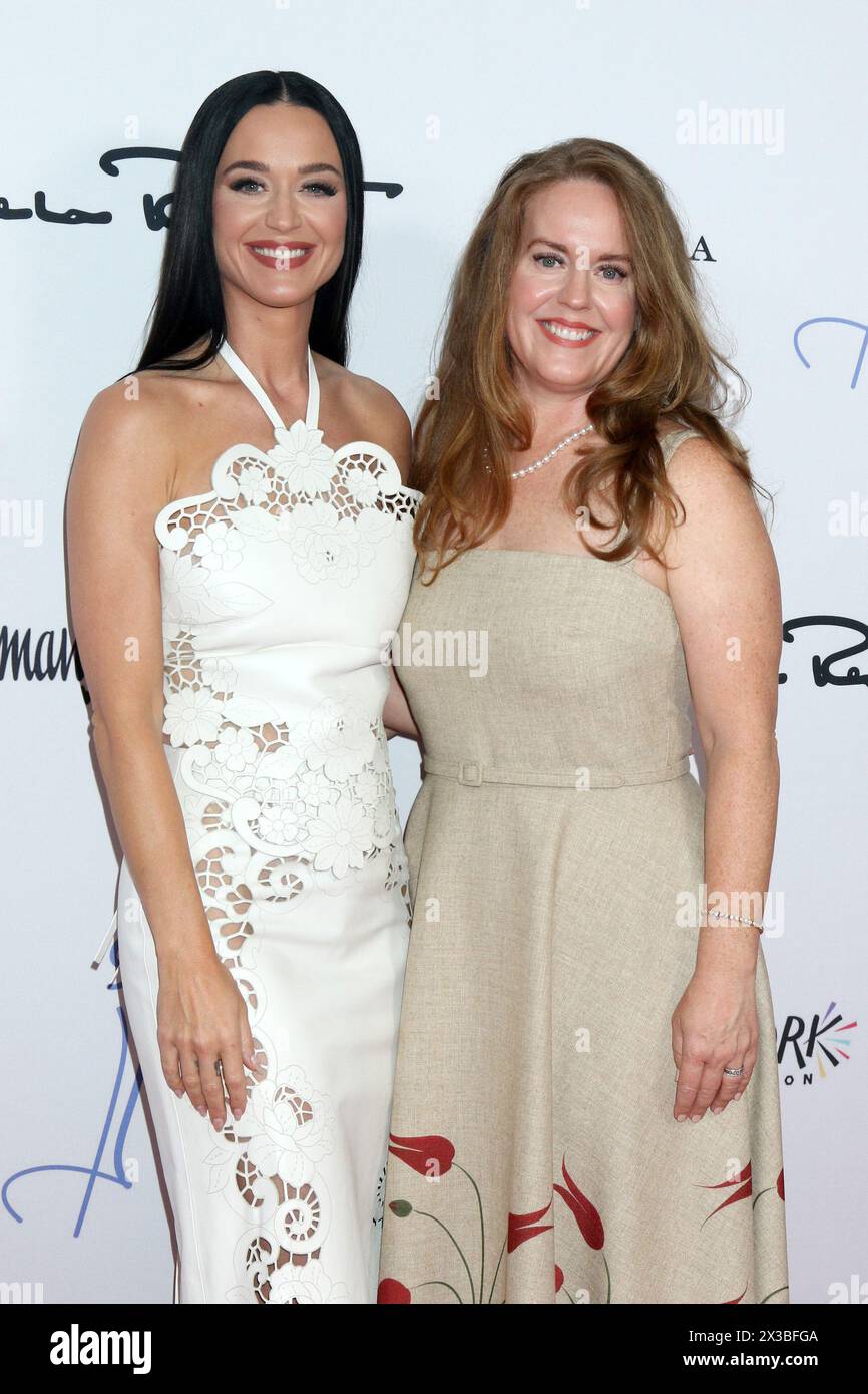 LOS ANGELES - APR 25: Katy Perry, Angela Lerche at the Colleagues ...